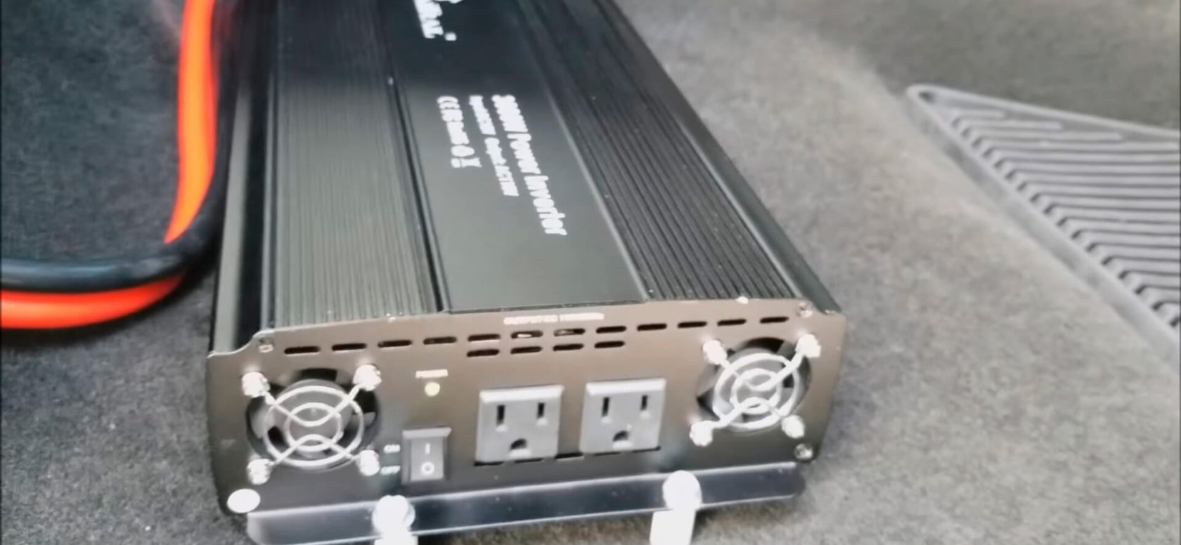What is a car power inverter, and how does it work - Reviewerst