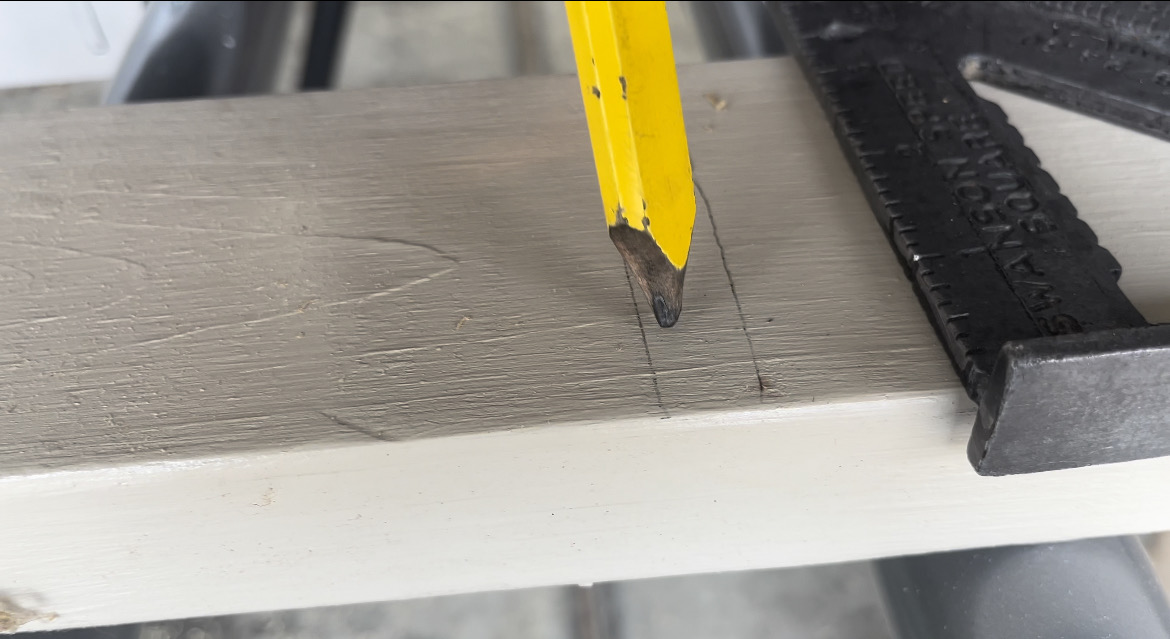 How to Notch Wood with a Miter Saw? - Reviewerst
