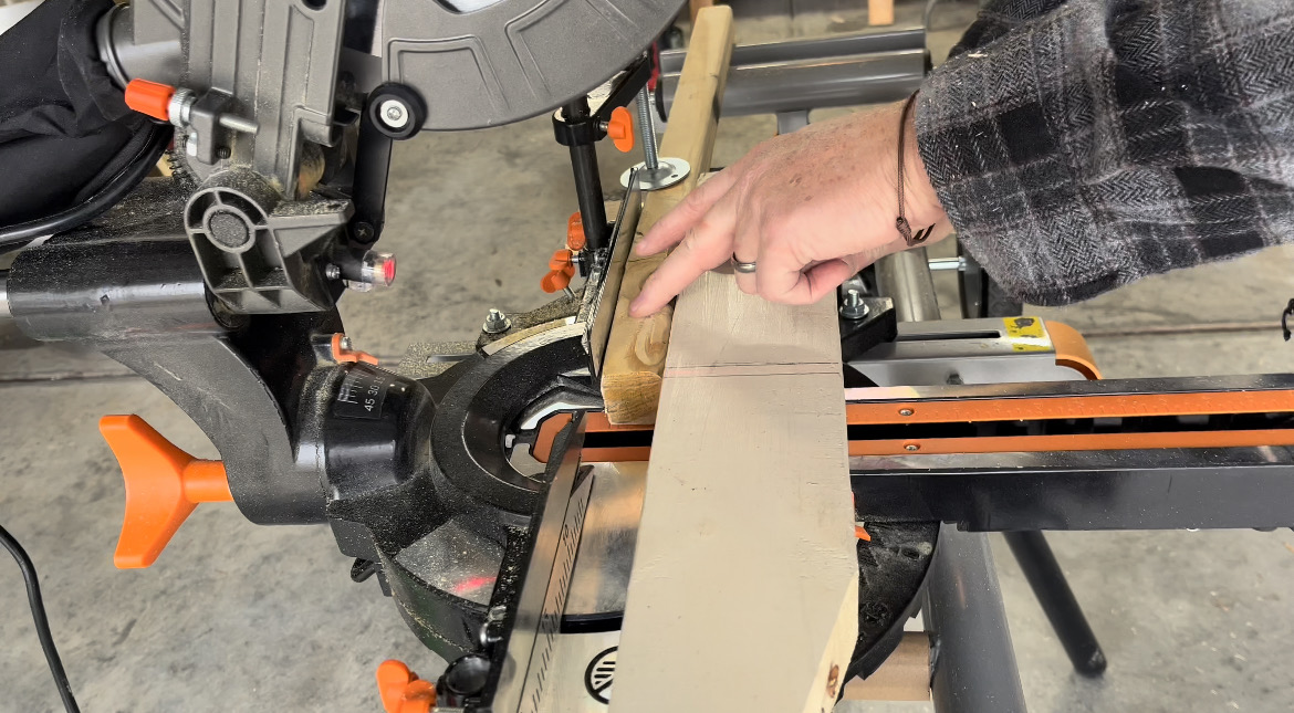 How to Notch Wood with a Miter Saw? - Reviewerst